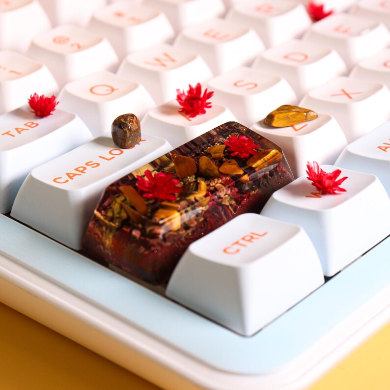 Custom Artisan Keycap Set With Tiger Eye Gemstone & Natural Flowers ...