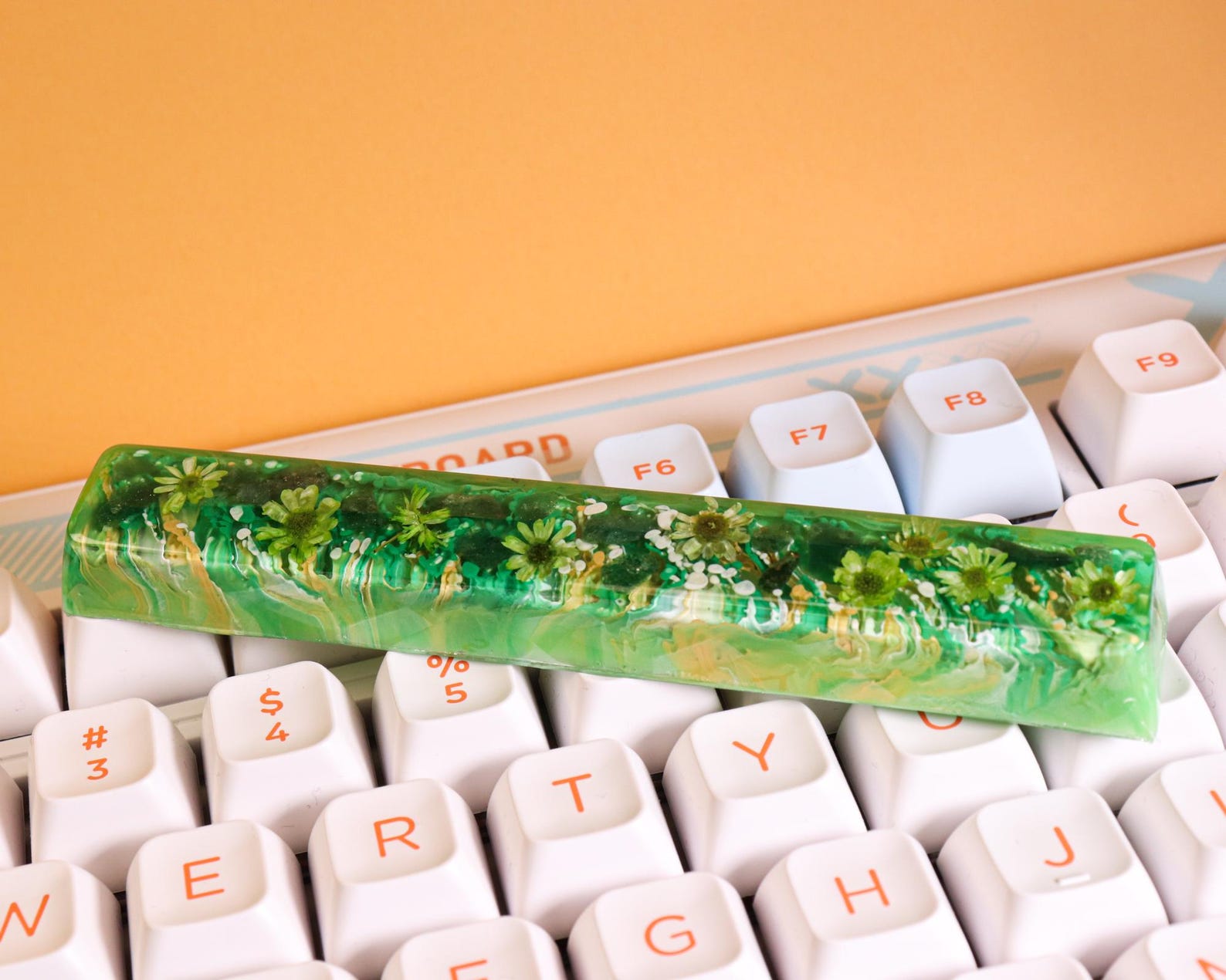 Handmade Artisan Spacebar Keycap – Green Agate Gemstone & Real Flowers ...