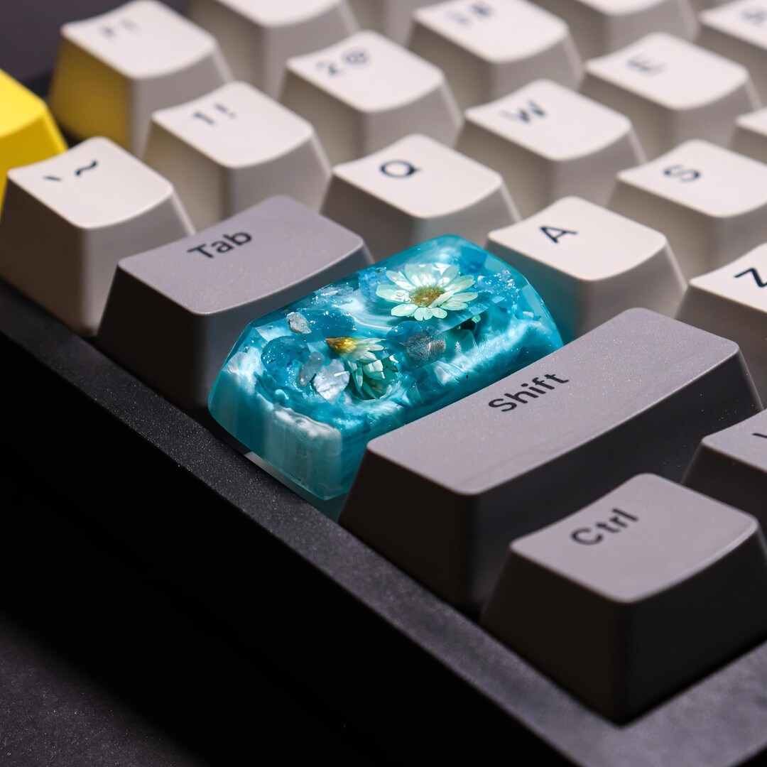 Artisan Blue Apatite Crystal Keycap, Handmade Resin Keycap With Real ...