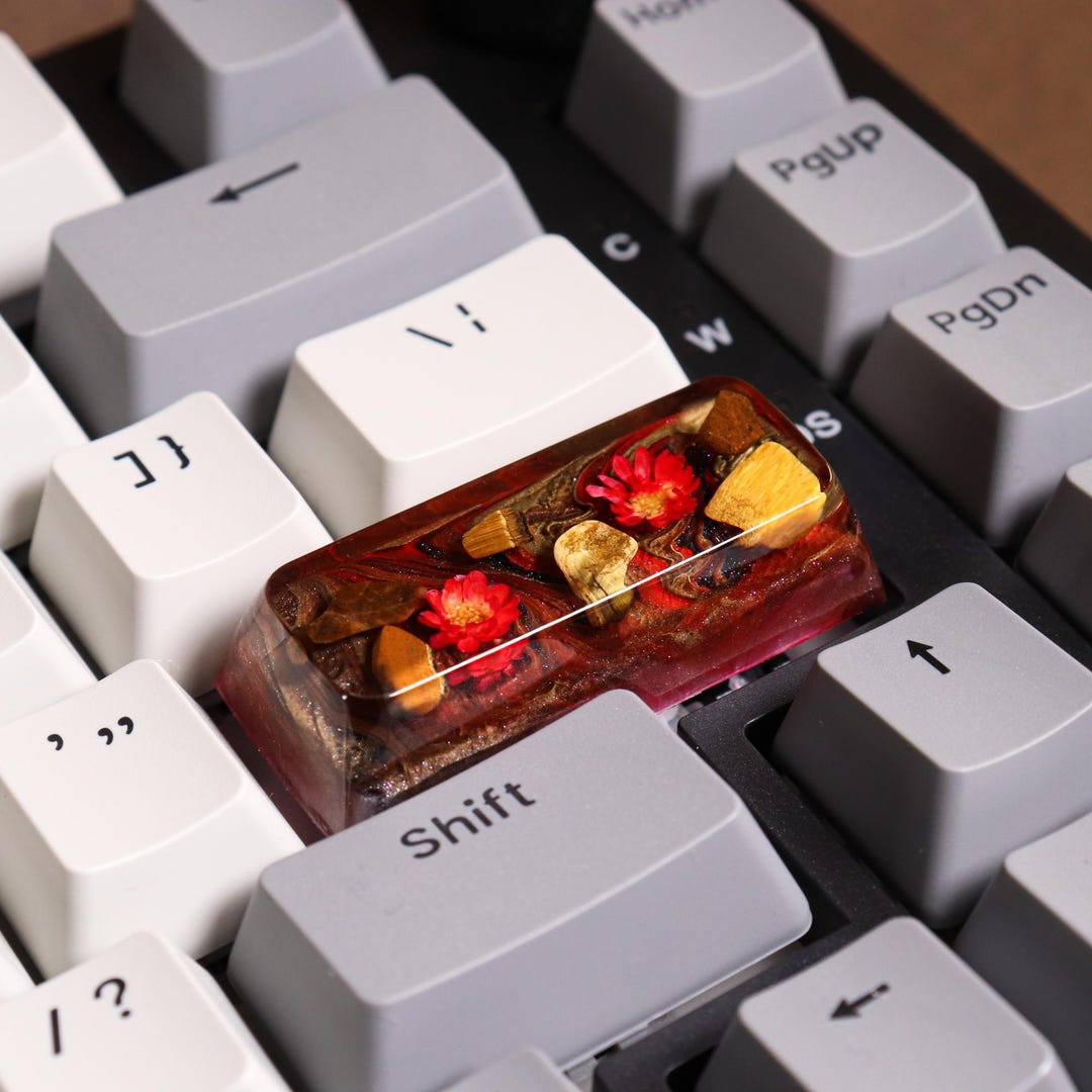 Custom Artisan Enter Keycaps With Tiger Eye & Real Flowers | Resin ...