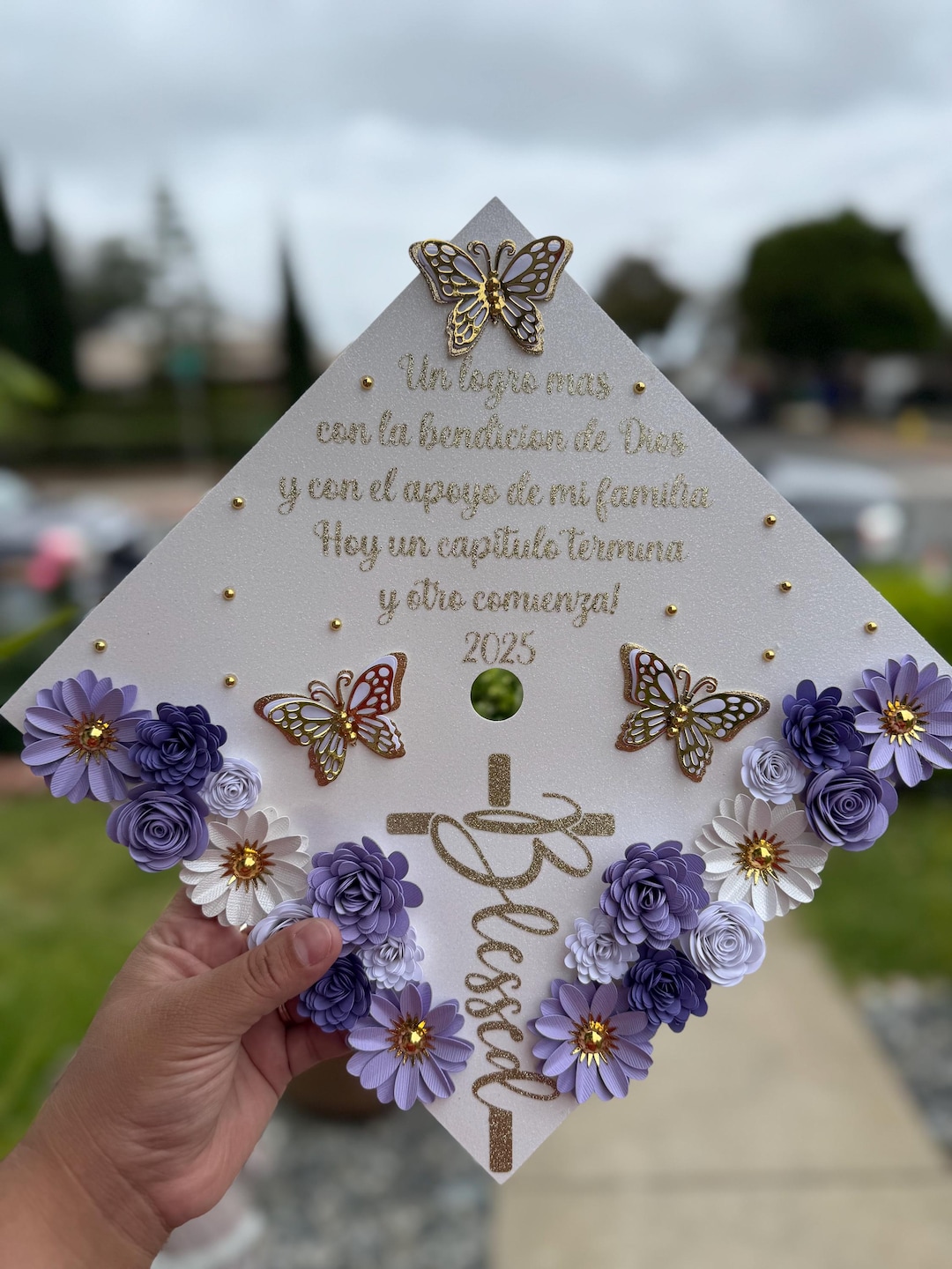 Custom Graduation Cap Topper Handmade Floral Grad Cap With Spanish ...