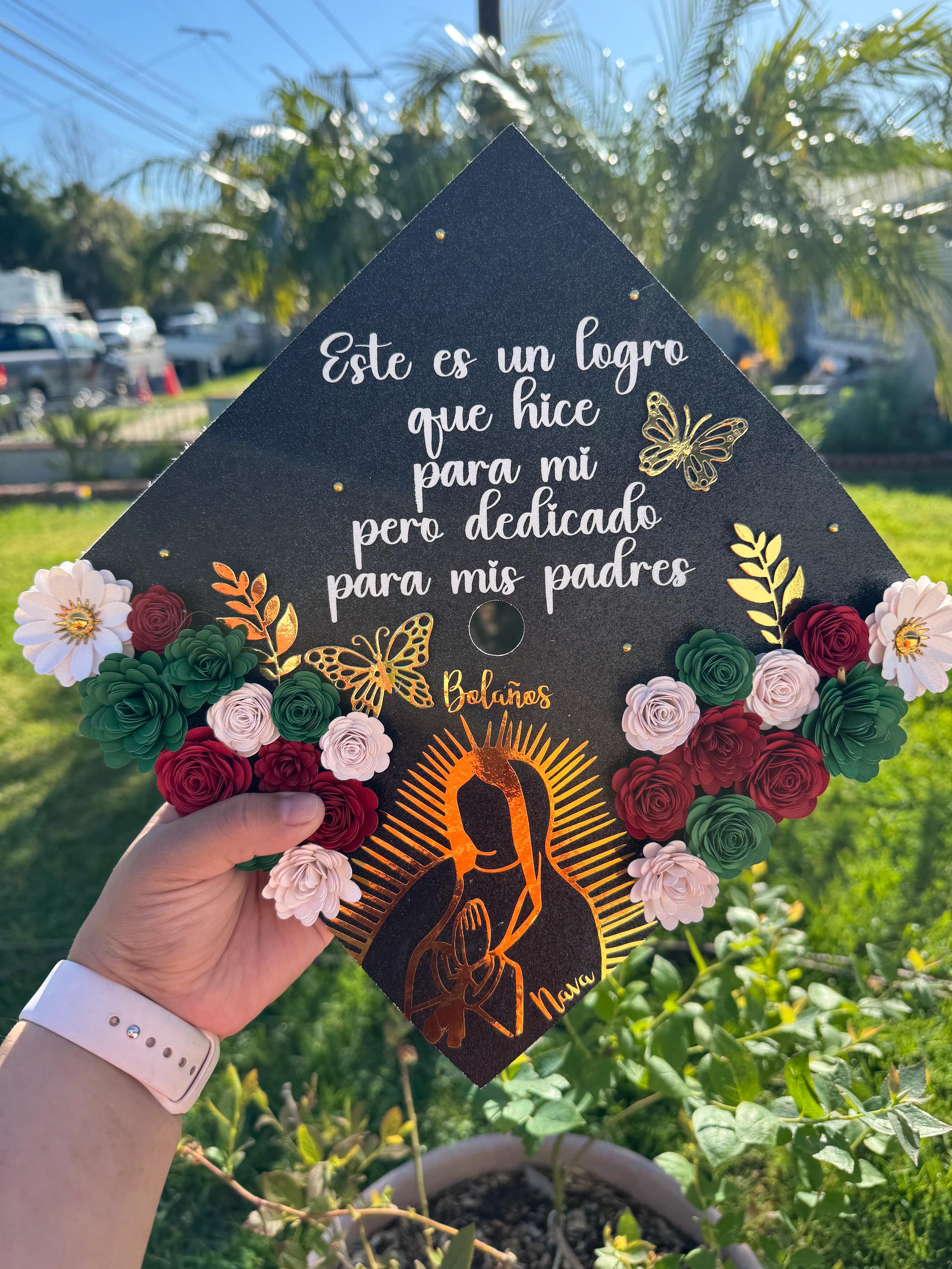 Customizable Graduation Cap Topper Handmade Flowers Grad Cap With ...