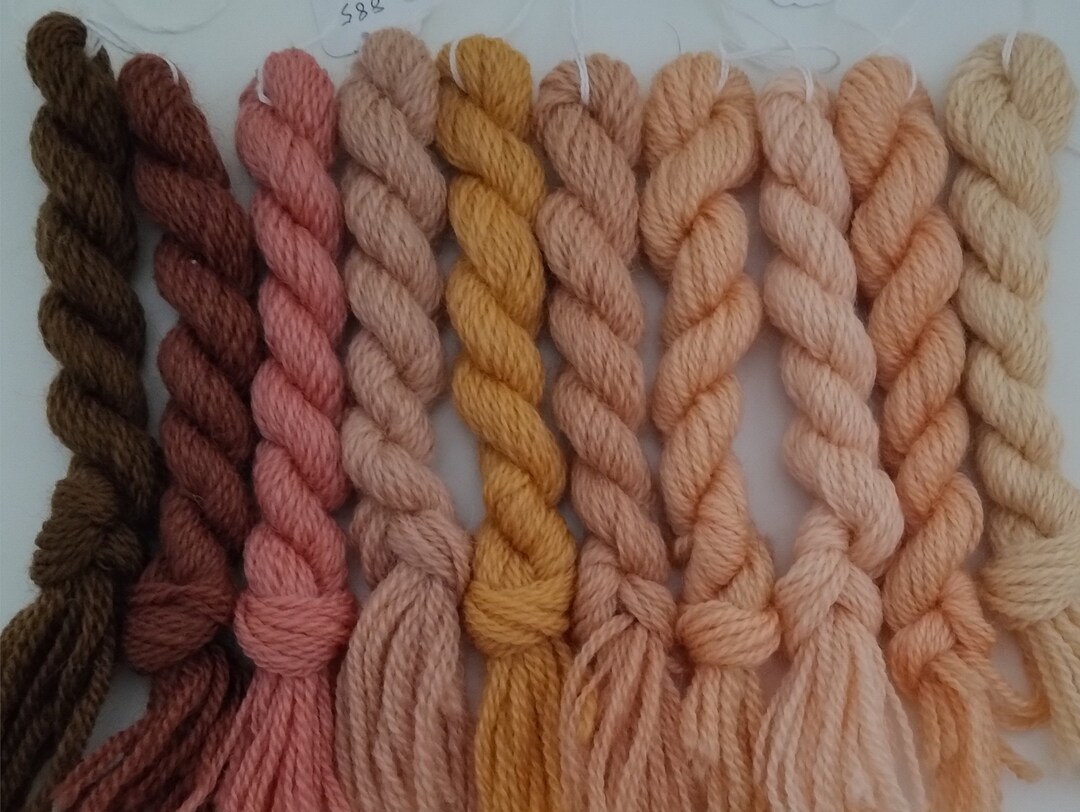 NEW - 80 Yards Paternayan Wool Needlepoint Yarn - 10 Skeins - Lot #51 ...