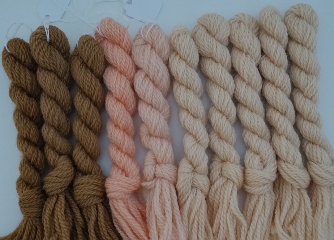 NEW - 80 Yards Paternayan Wool Needlepoint Yarn - 10 Skeins - Lot #71 ...