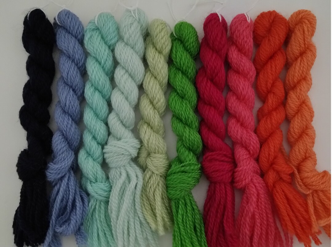 NEW - 80 Yards Paternayan Wool Needlepoint Yarn - 10 Skeins - Lot #9 - Etsy