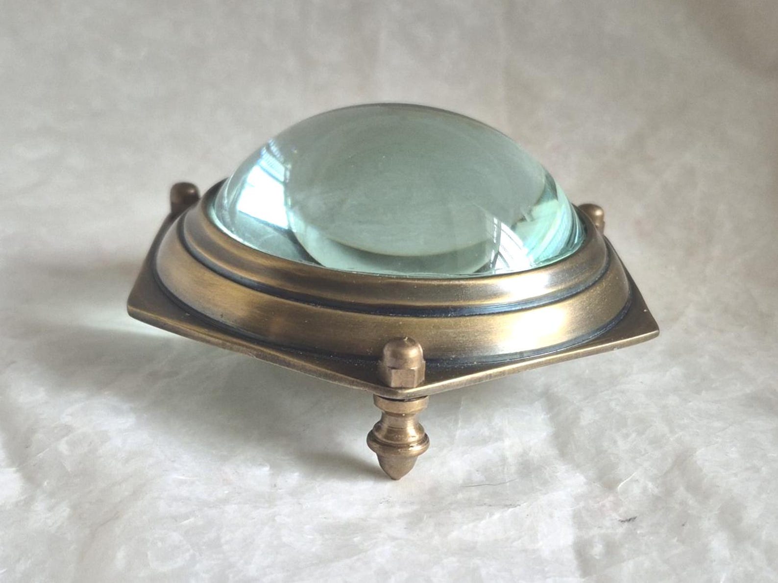 Vintage Style Brass Desktop Magnifying Glass Paperweight - W11.5cm - Etsy