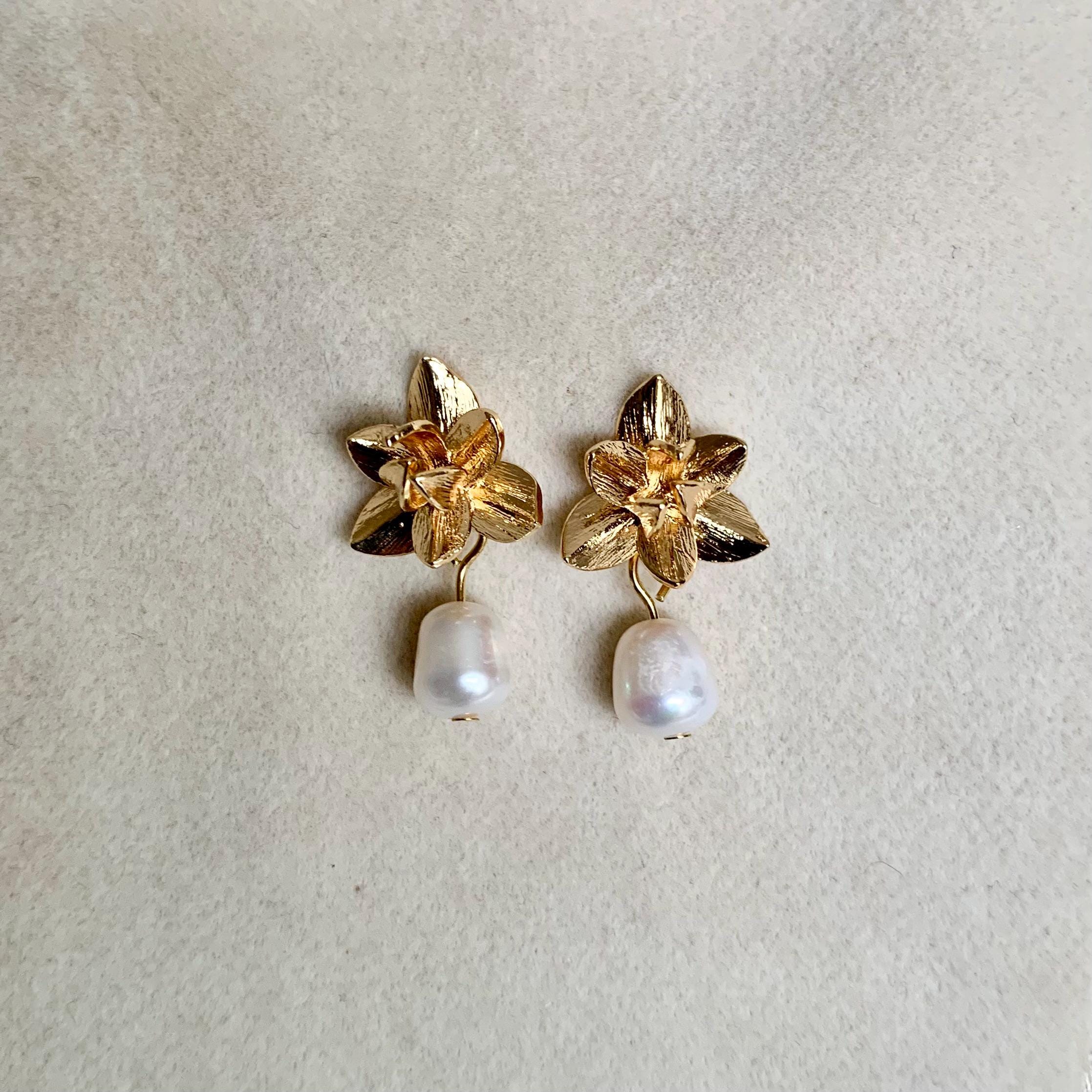 Gold Magnolia Flower With Freshwater Pearl Dangle Earrings - Etsy