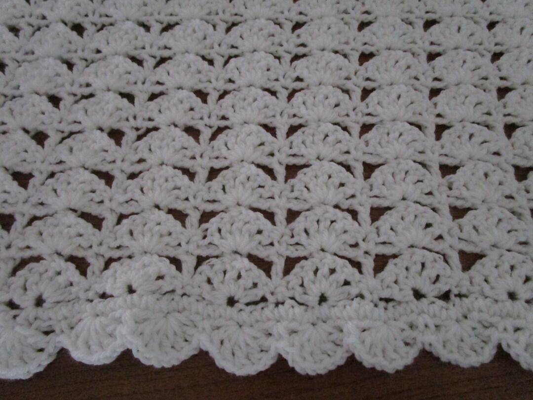 Aligned Shells Crochet Blanket Pattern: Modern Lace Throw (PDF Pattern ...