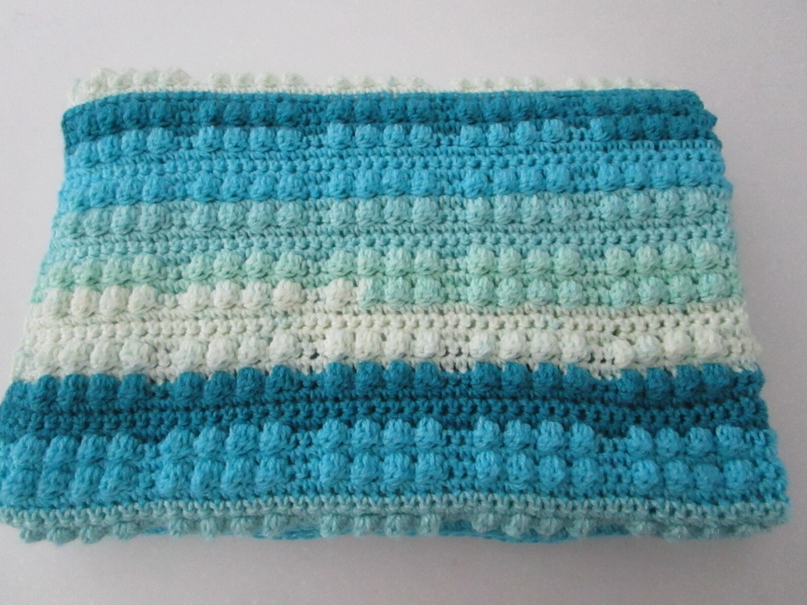 Crochet Patterns Gradient Yarn Blanket Chunky Blanket - Etsy