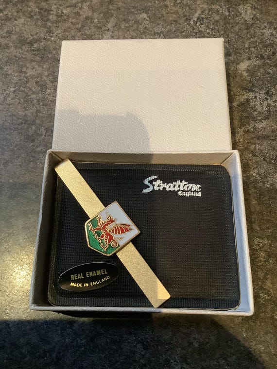 Vintage Stratton England Welsh Dragon enamel tie clip… - Gem