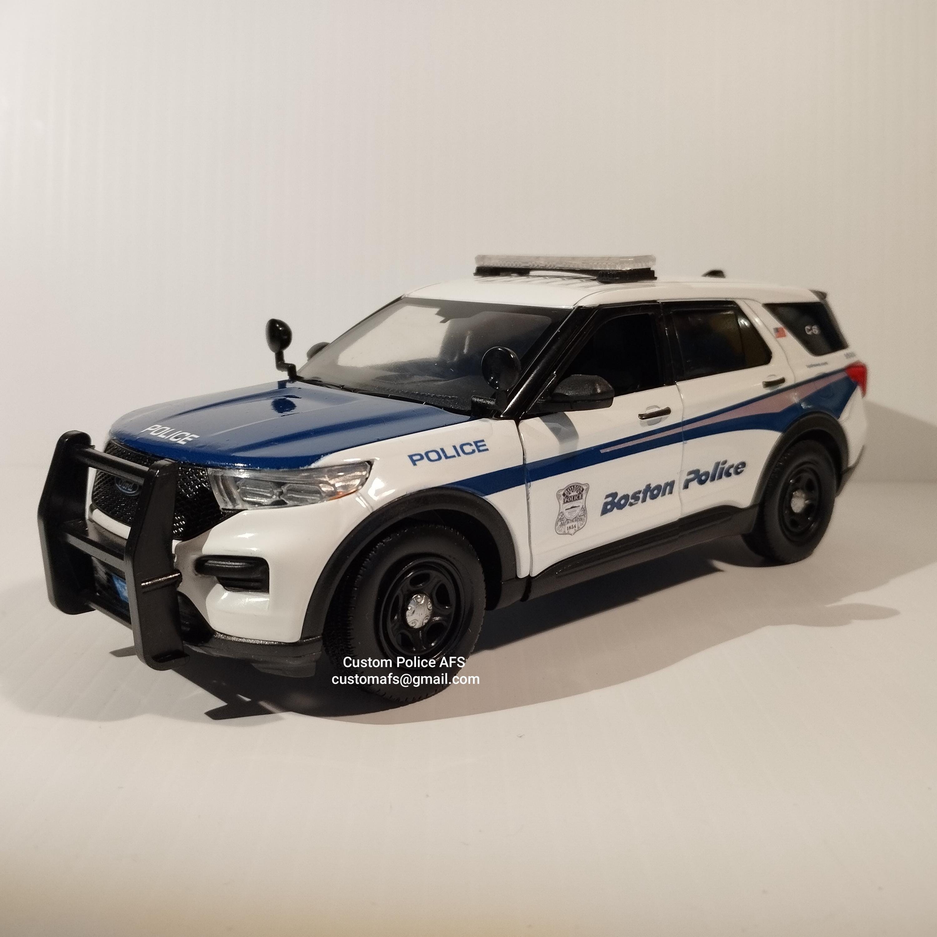Boston Police Car 2022 Ford Explorer Model Car 1:24 Scale Diecast ...