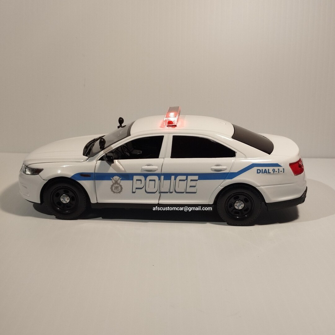 Air Force Police Model Car 2013 Ford Taurus 1:24 Scale With Working ...