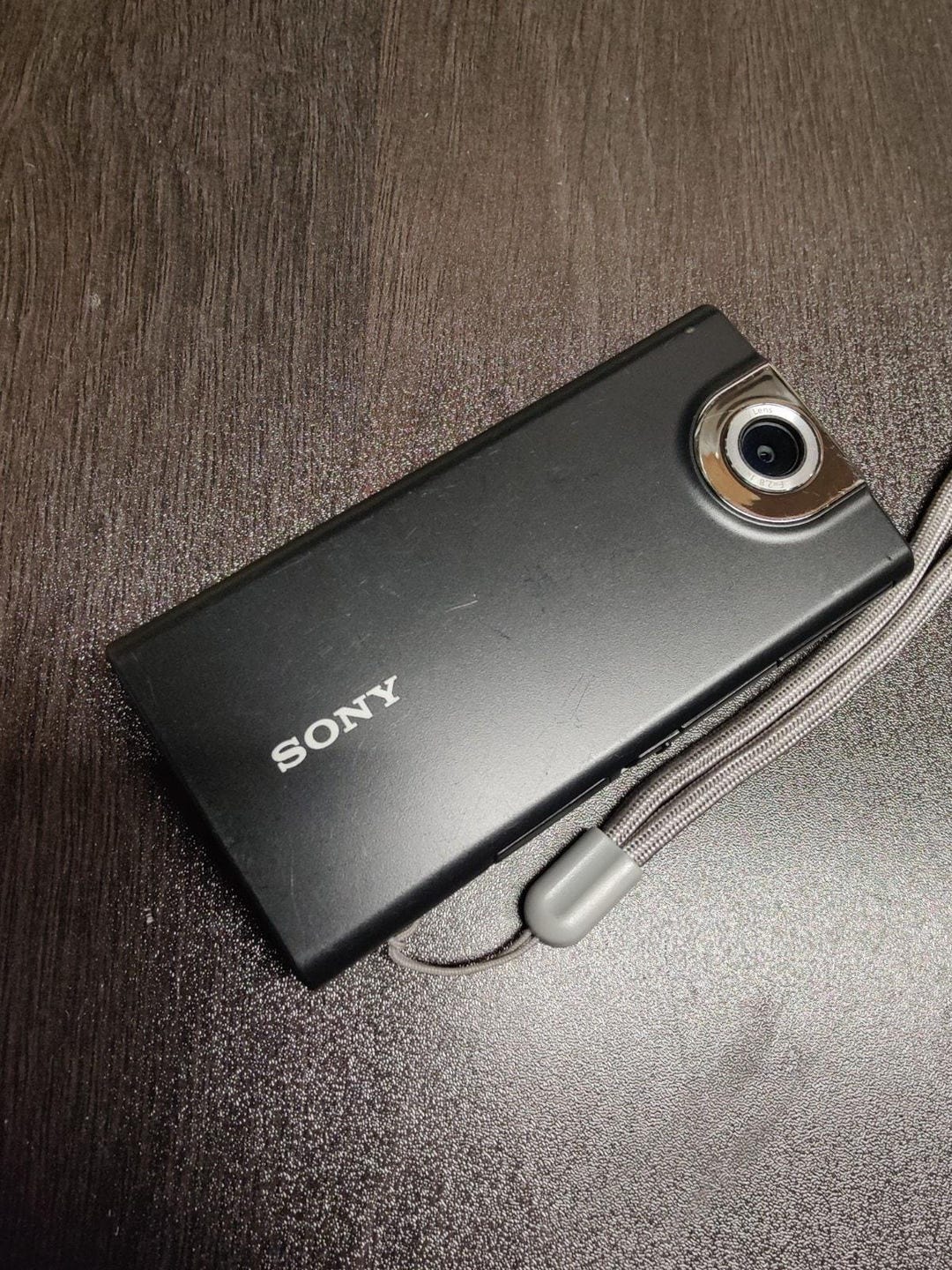 Sony Bloggie MHS-FS1 (4 GB) Hard Drive Camcorder 1080p Video Tested ...