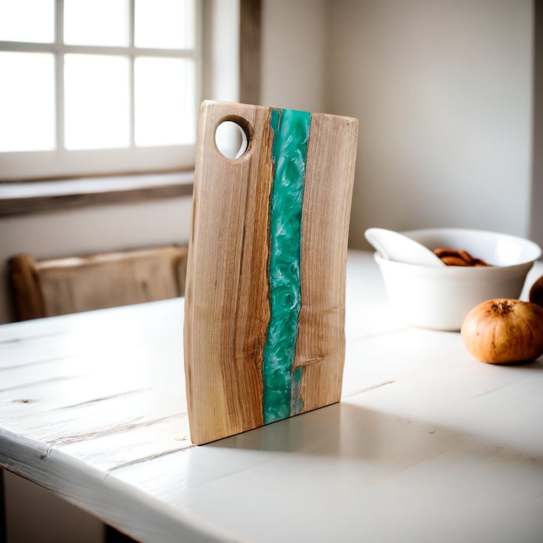 Handcrafted Epoxy Resin Cutting Board for Stylish Kitchen Decor | Epoxy ...