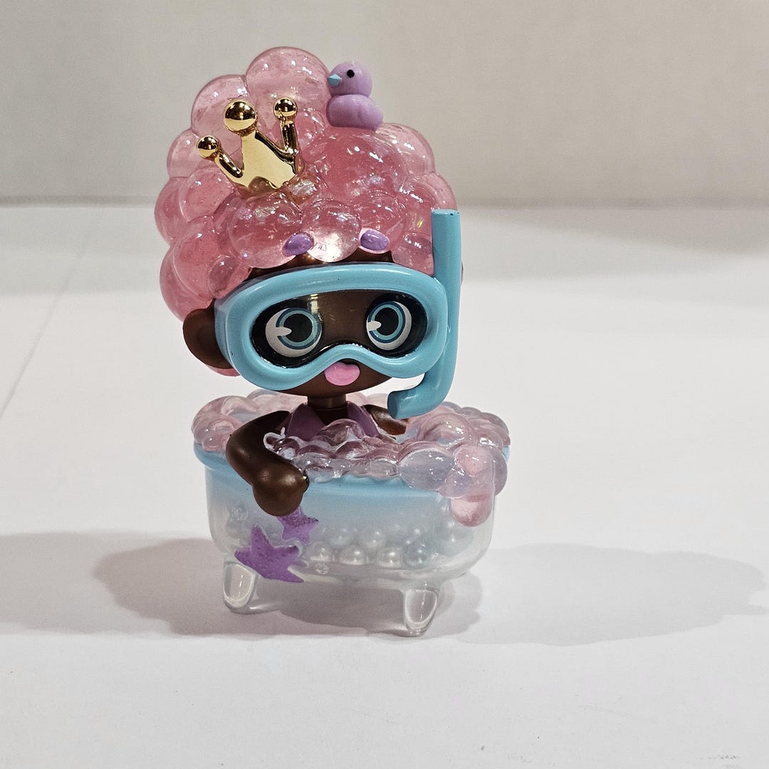 XOX Kweenie Quirky Kweens Collector Series Kween of Me Time Bathtub EUC ...