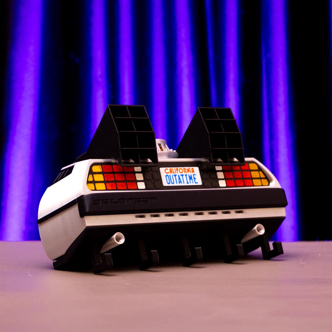 3D Printed DMC Delorean Key Holder | Customizable License Plate | Back ...