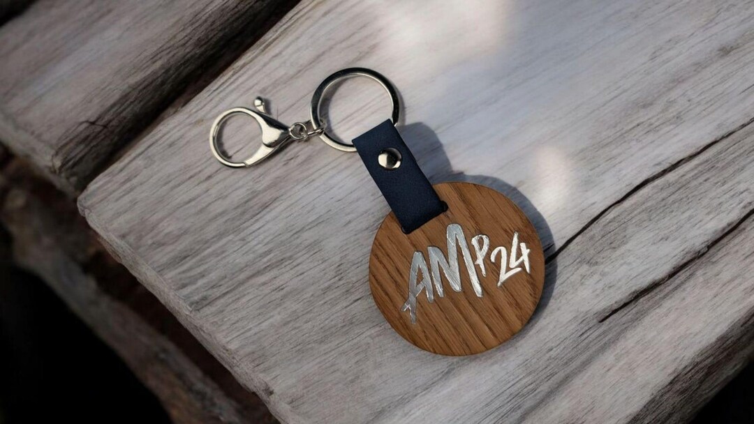 30 Pieces of Round Oak Wood Key Rings. Painted With Ecological Varnish ...