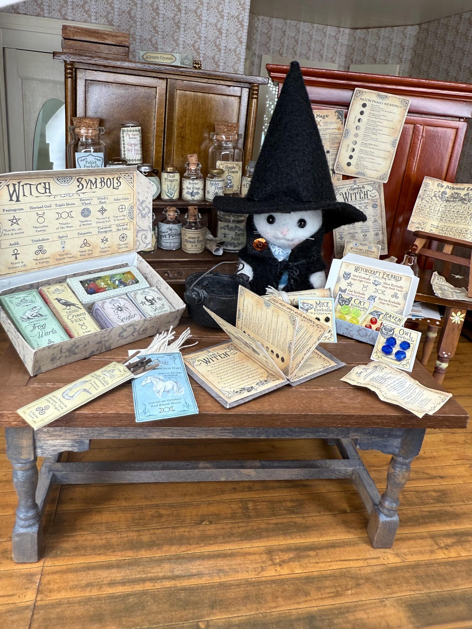 Miniature Halloween Witchcraft Apothecary Box Set for Your Dollhouse ...