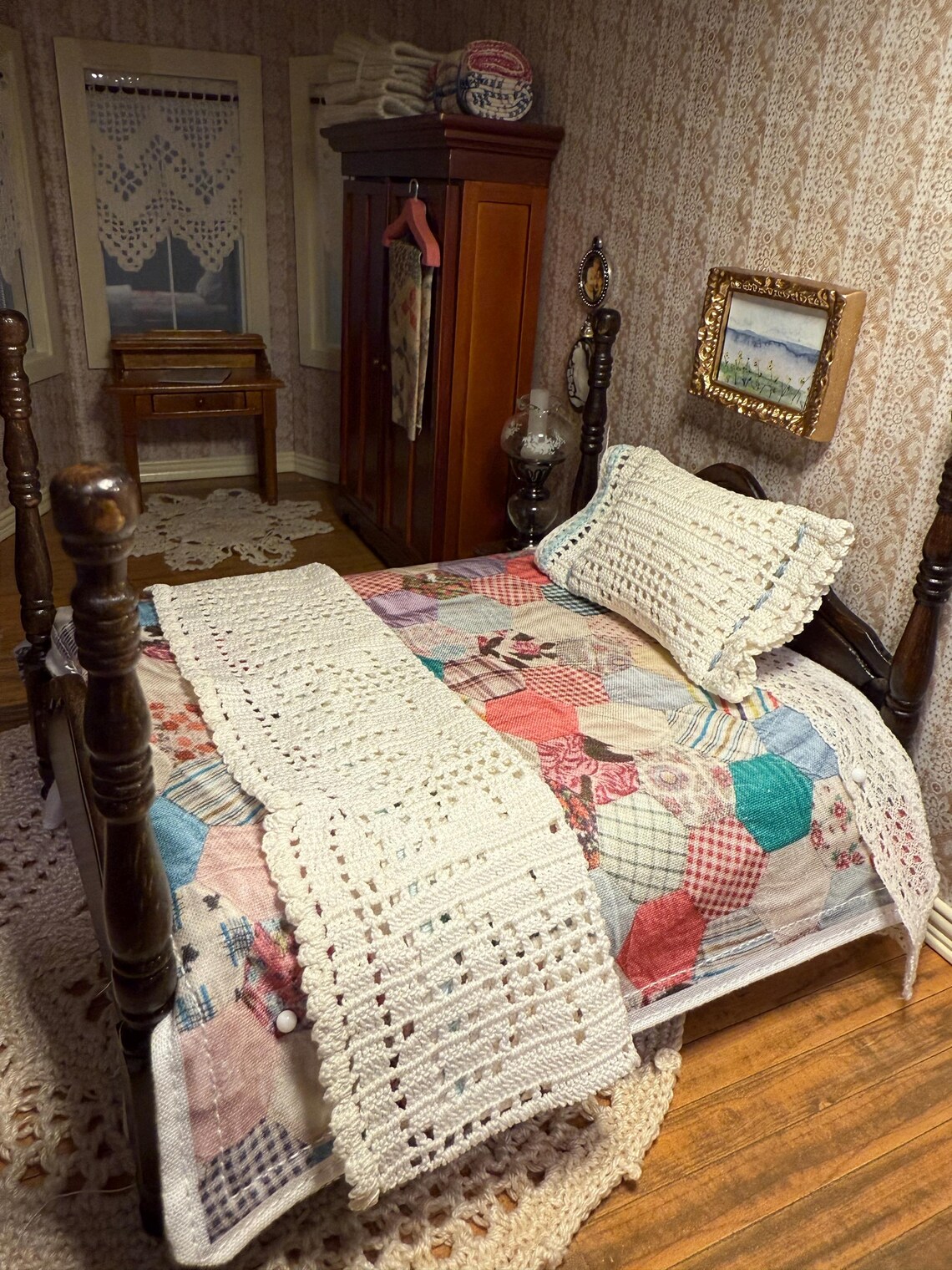 Miniature Dollhouse Quilt Hexagon Pattern Large Bed Printable 1:12 ...