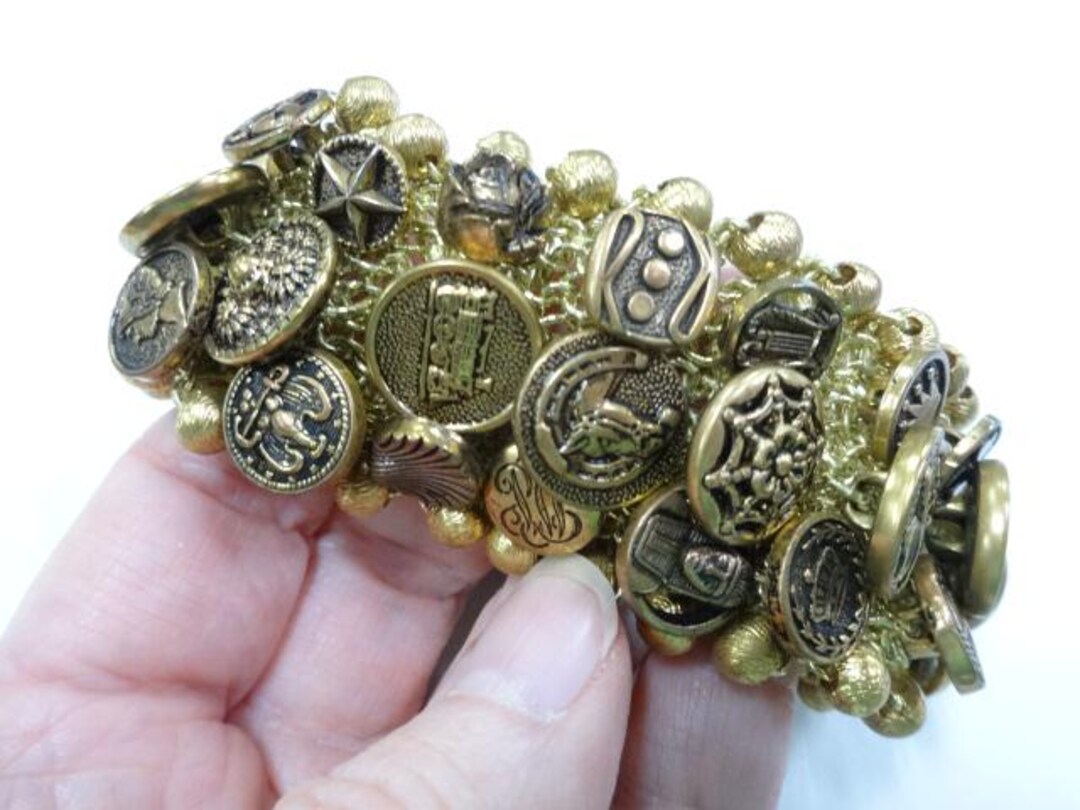 Vintage Antiqued Gold Tone Button Bracelet Crochet Stretch Mesh Jingle ...