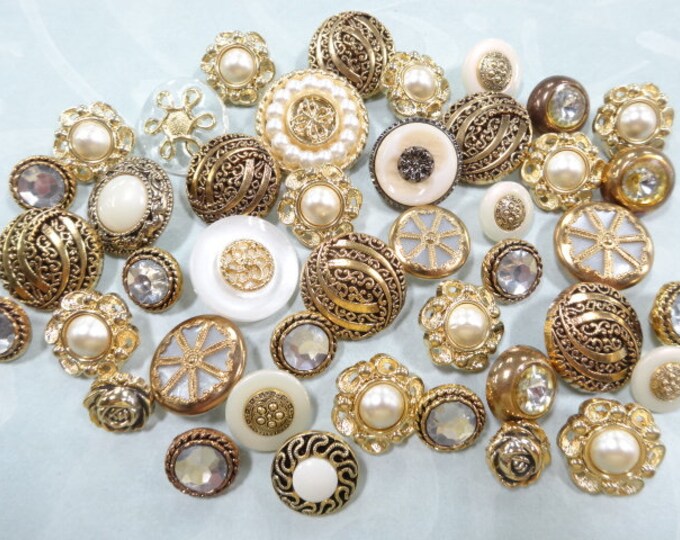 Big Batch Vintage Metallic Plastic Shank Style Fancy Sewing Buttons ...