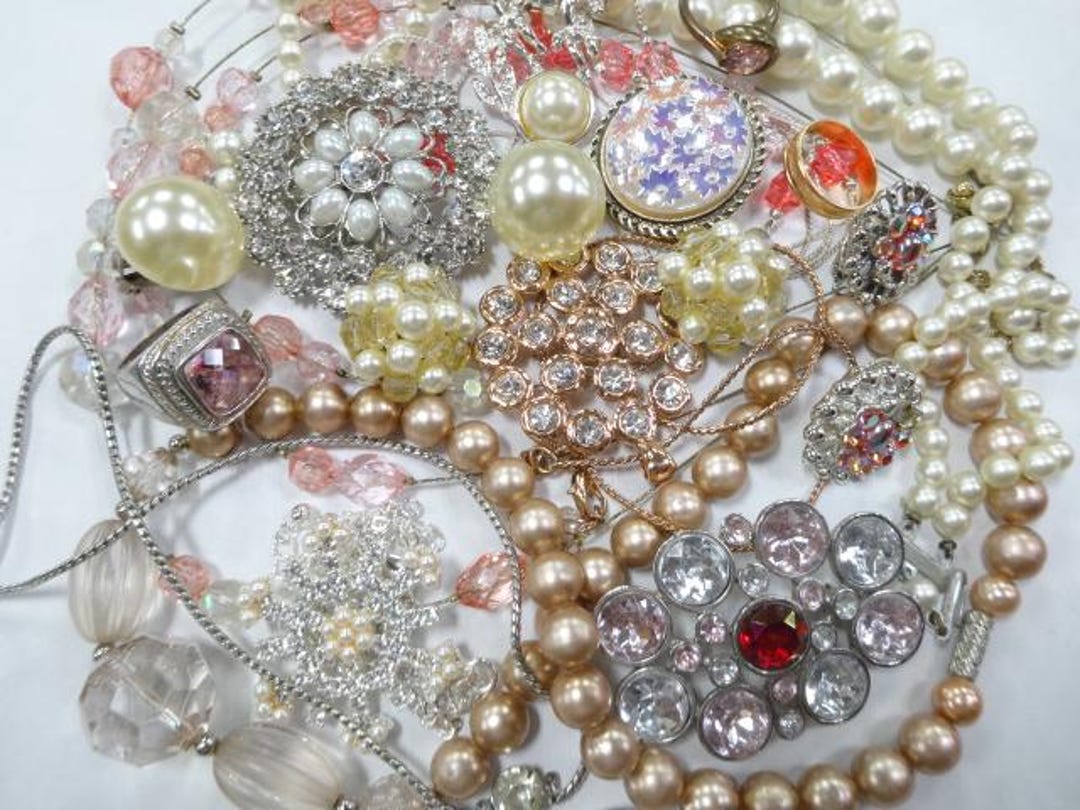 Bling Things Vintage Estate Mix Costume Jewelry Wearable Destash ...