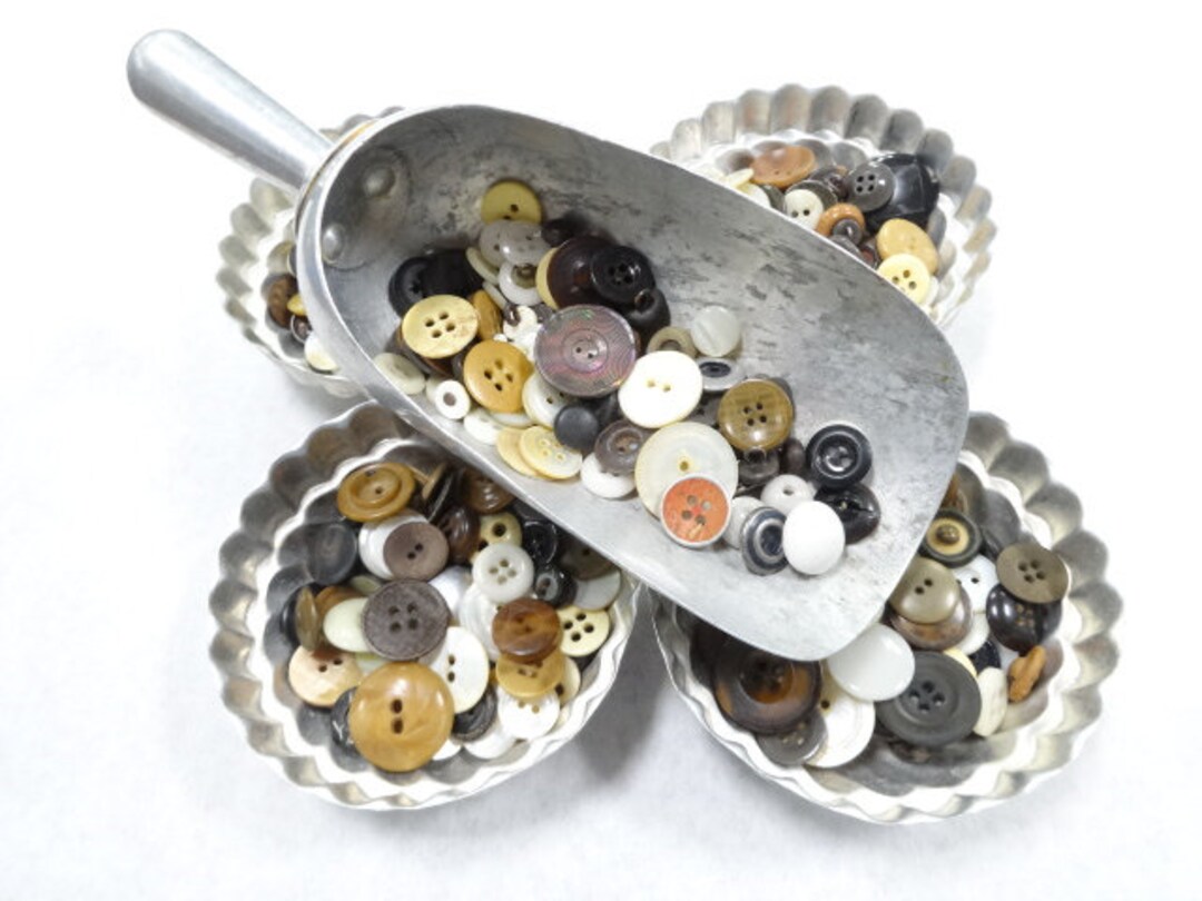 Farmhouse Country Primitive Rustic Old Antique MIX Sewing Buttons Mix ...