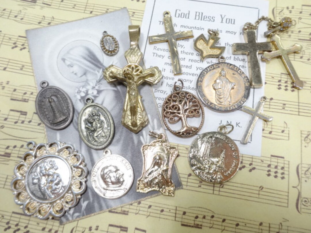 Curiosities Vintage Estate Lot Religious Christian Items Charms Rosary ...