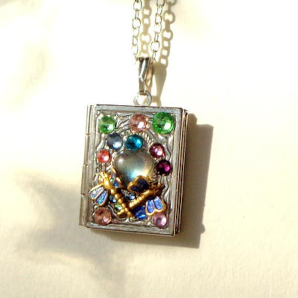 Fantasy Locket - Etsy