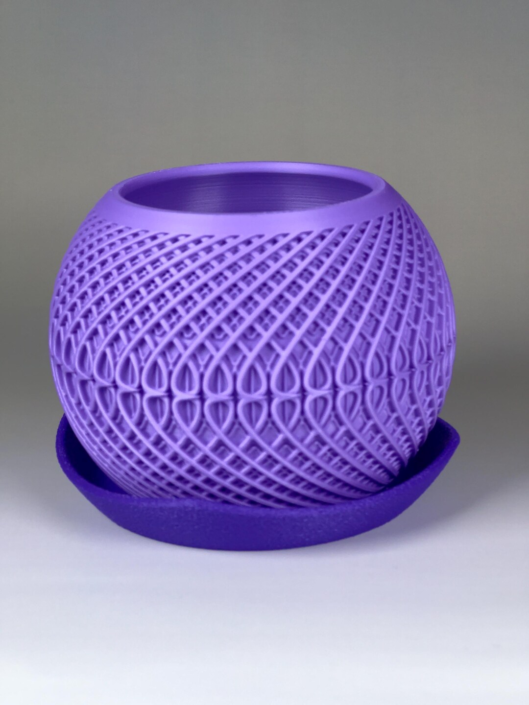 Swirling Design Indoor Planter - "kinetic" A Hypnotic 3D Printed Plant ...