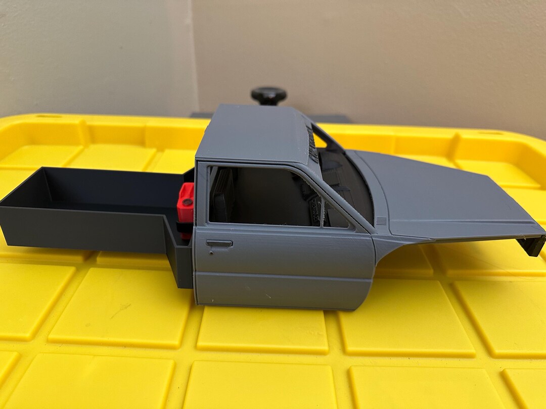 1/10 RC Universal Chevrolet Comp Crawler Hard Body With Interior. Axial ...