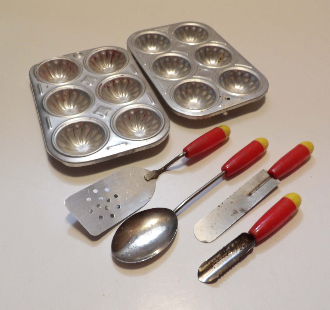 Vintage 40s 50s Child's Kitchen Utensils Children's Toy Kitchen ...