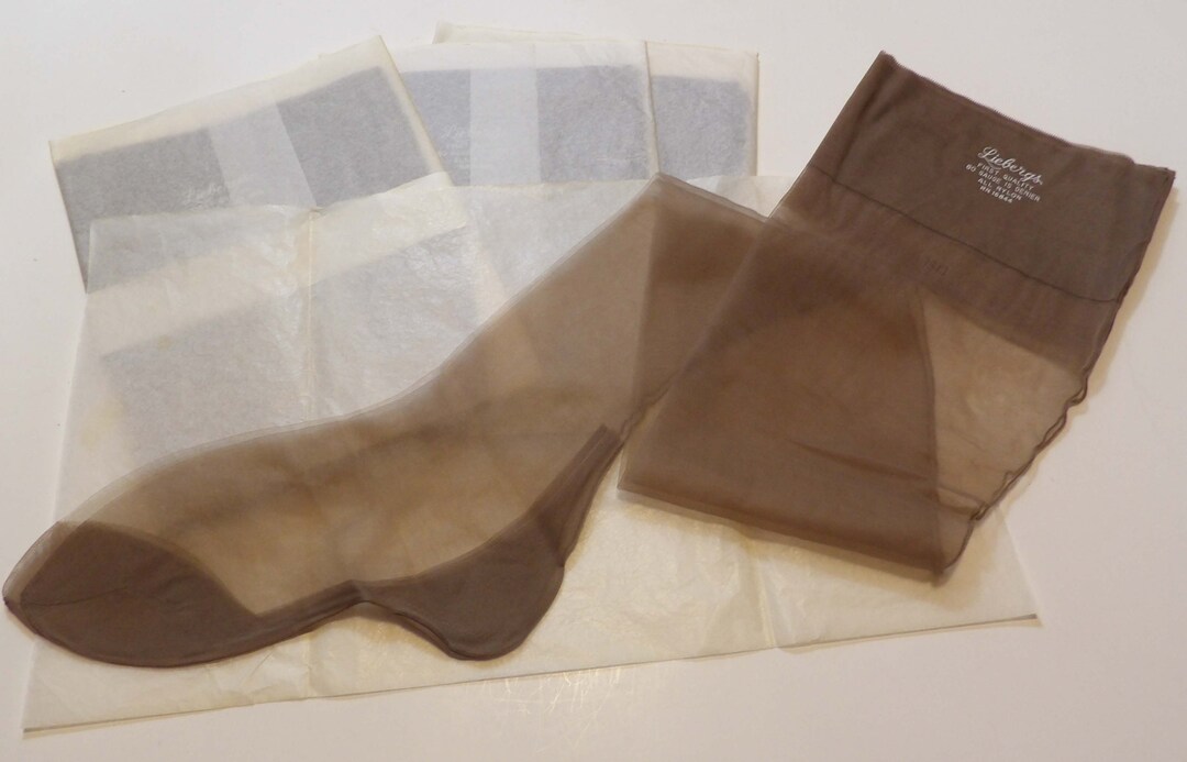 4 Pairs of Vintage 50s Liebergs Hosiery Back Seam SEAMED Cuban Heel ...