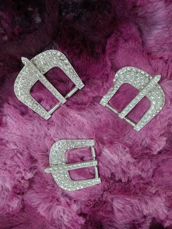 vintage rhinestone belt buckles - Gem