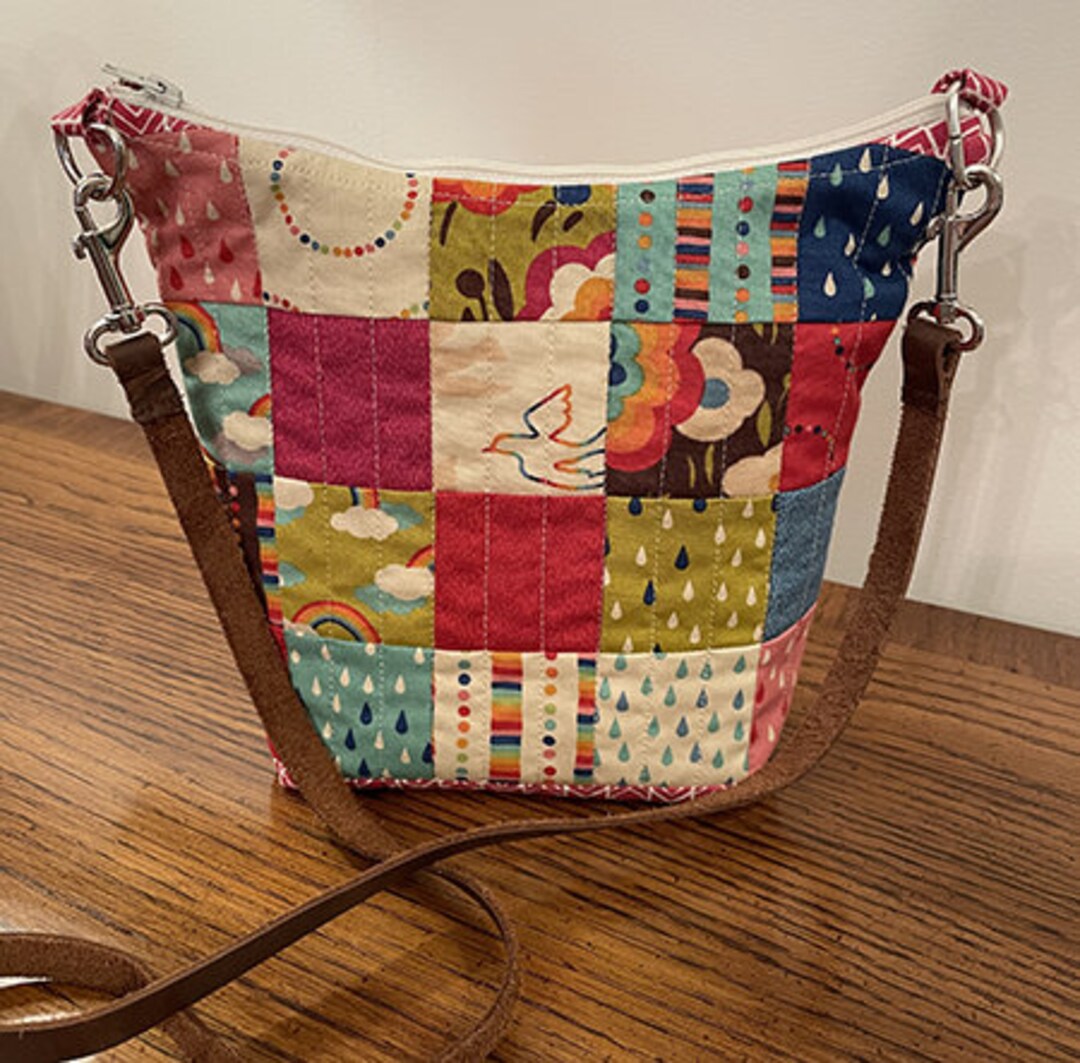 Quilted Patchwork Handbag Purse Flying Colors by Momo Fabric Handmade Gift for Quilter Quilted ...