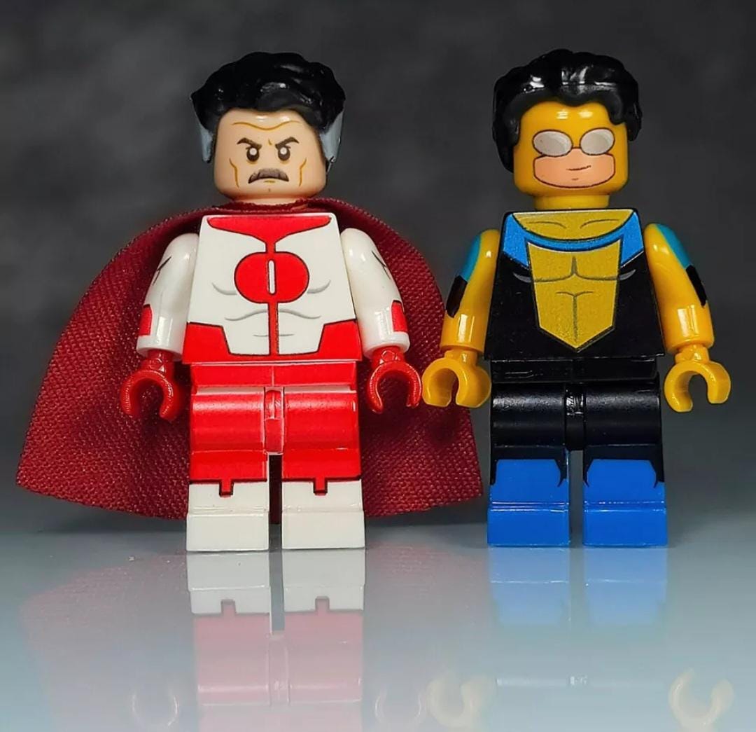 Custom Superhero Minifigures - Invincible & Omni-man - Blocks ...