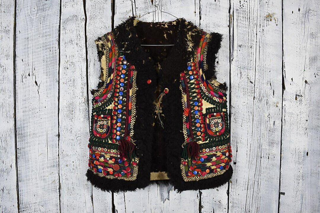 Vintage Sheepskin Fur Vest / Boho Shearling Vest / Rustic Winter ...