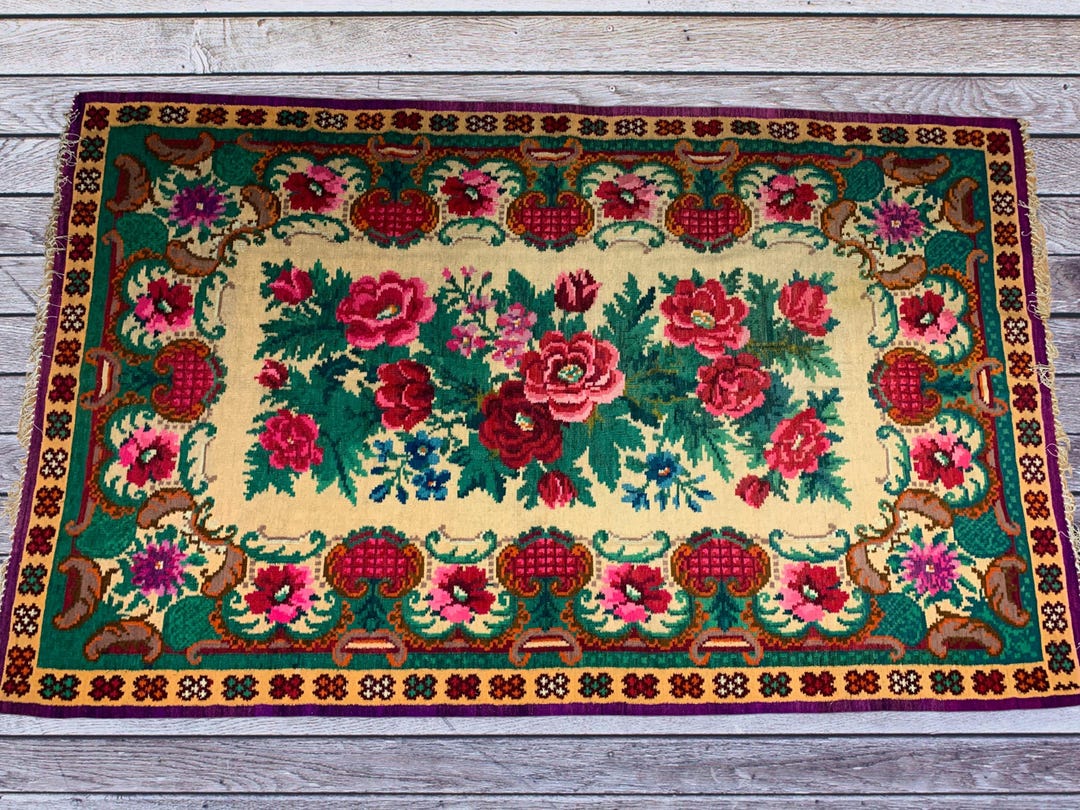 Vintage Ukrainian Woven Wool Wall Rug / Floral Kilim Carpet ...