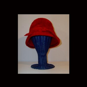 Medium - Red Wool Hat - 20.5" - Bucket Cloche With Bow - Lee Bury of ...