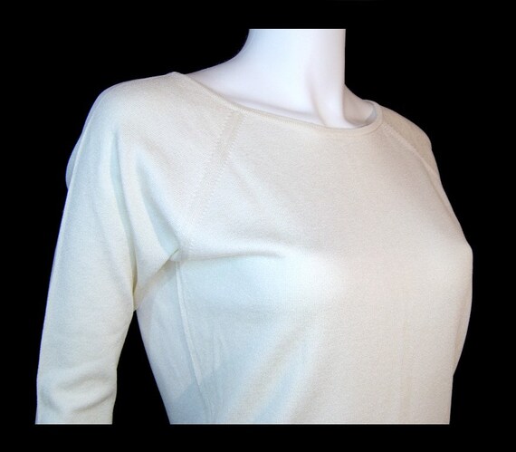 Medium ~ white lurex knit bombshell sweater ~ 1950s 1… - Gem
