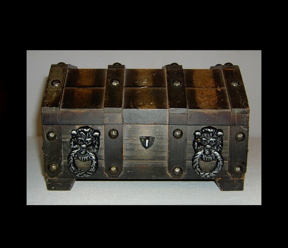 Musical wood pirate treasure chest box ~ silver metal… - Gem