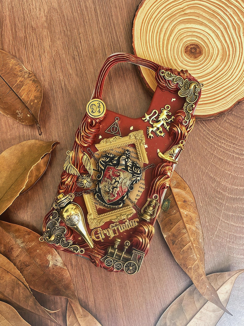 Handmade Slytherin Phone Case Hufflepuff – Gryffindor Aesthetic 3D ...