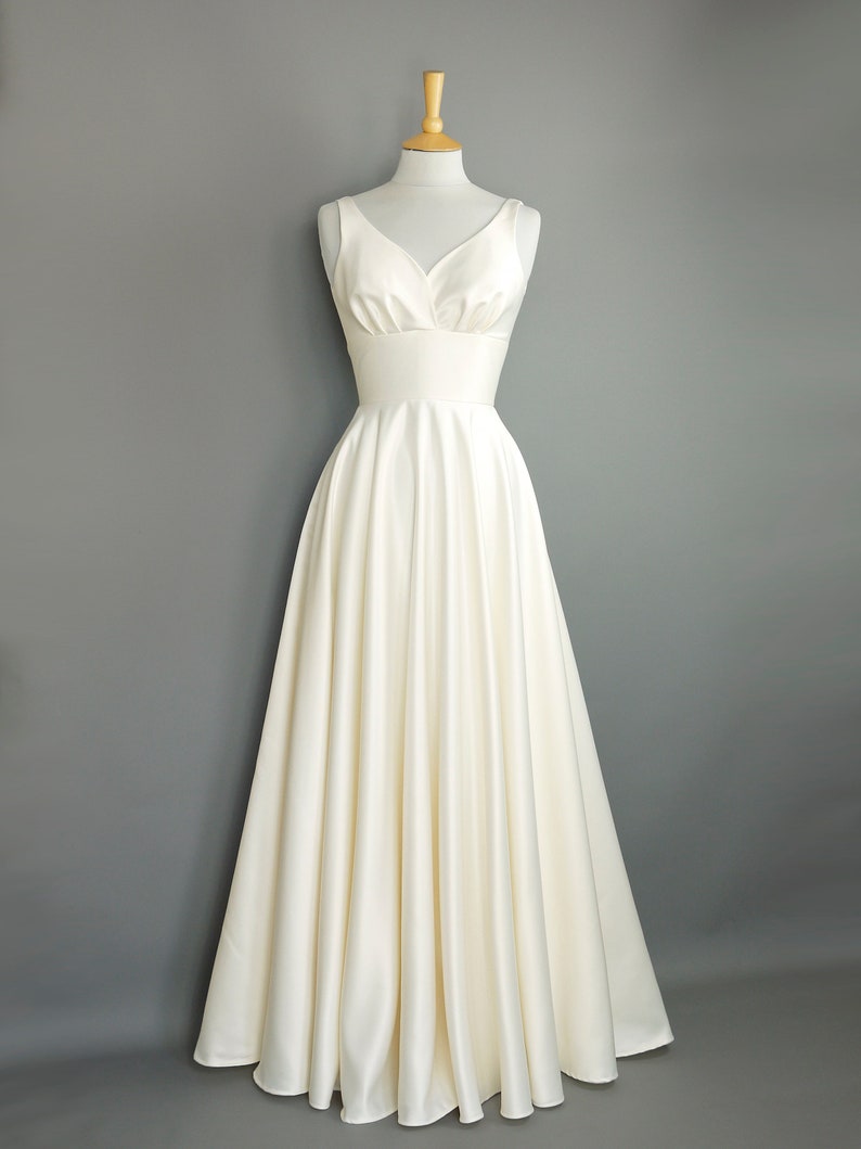 Monroe Duchess Satin Wedding Gown Sweetheart Neck & Full Skirt With ...