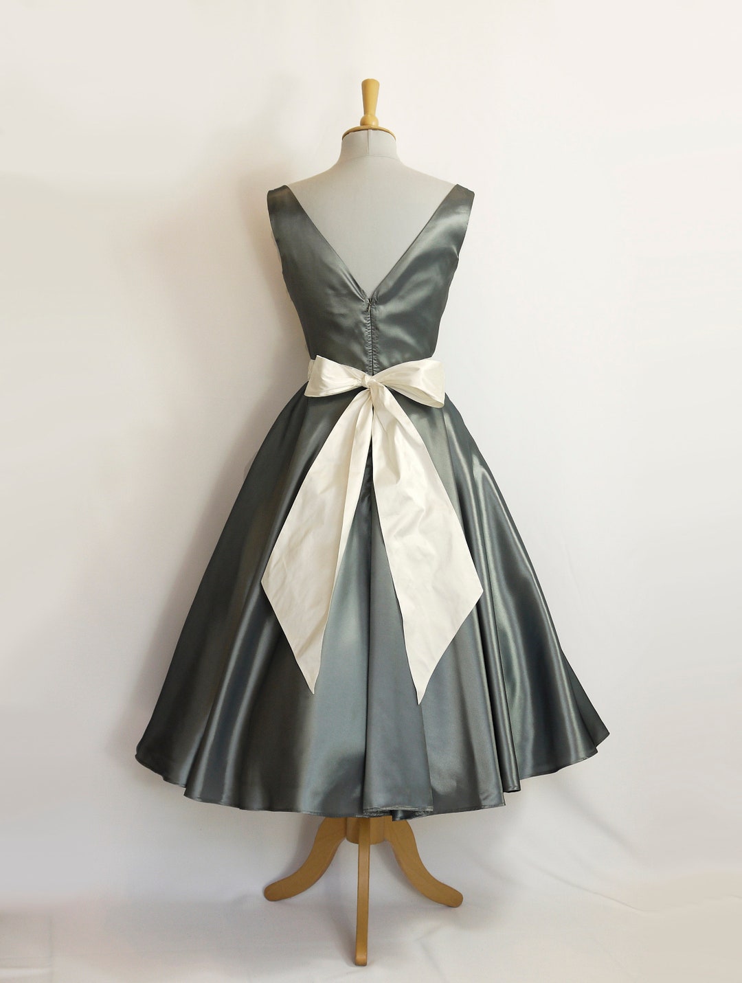 Enchanted Bridal Sash in Ivory Silk and Beaded Lace - Handmade Wedding ...