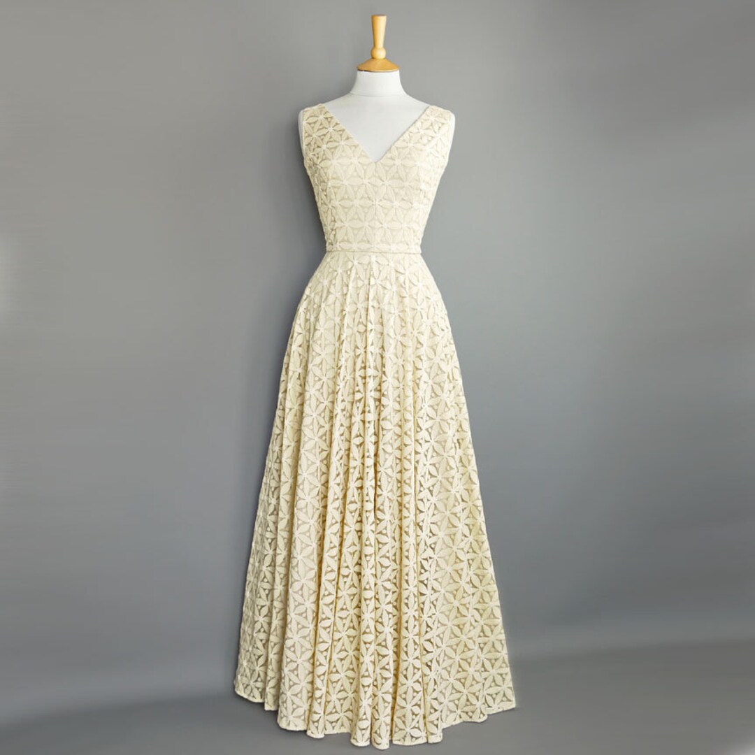 Joni Wedding Gown in Cream Floral Lace Boho 1970s Made to Order by Dig ...