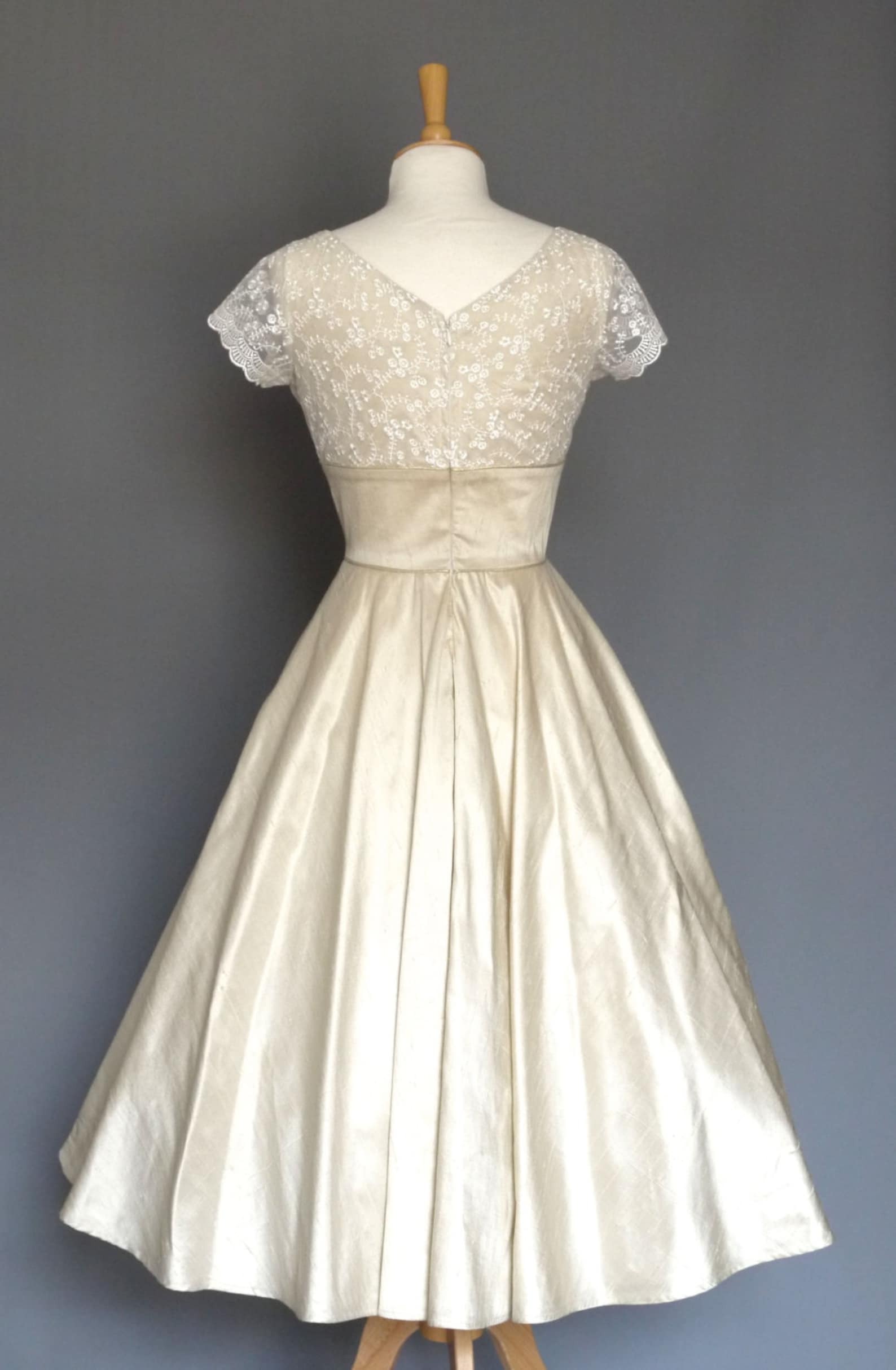 Ruby Wedding Dress in Champagne Silk & Ivory Lace Sweetheart - Etsy