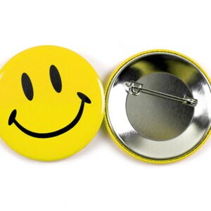 Classic Smiley Face Pinback Buttons 2.25 Inch Round 5 Pack - Etsy
