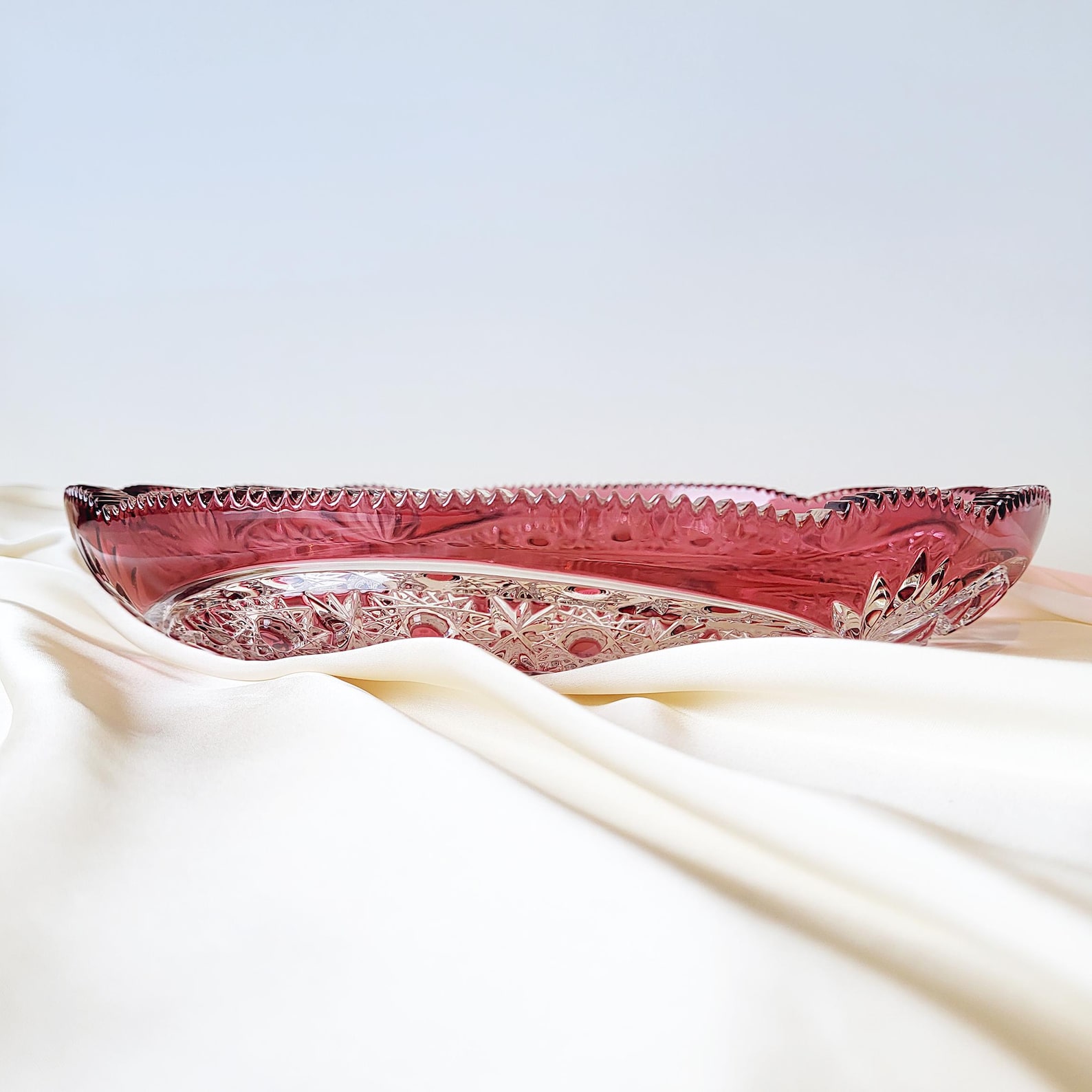 Exquisite & Rare German Crystal Bowl – Cranberry Red Elegance – Rub ...