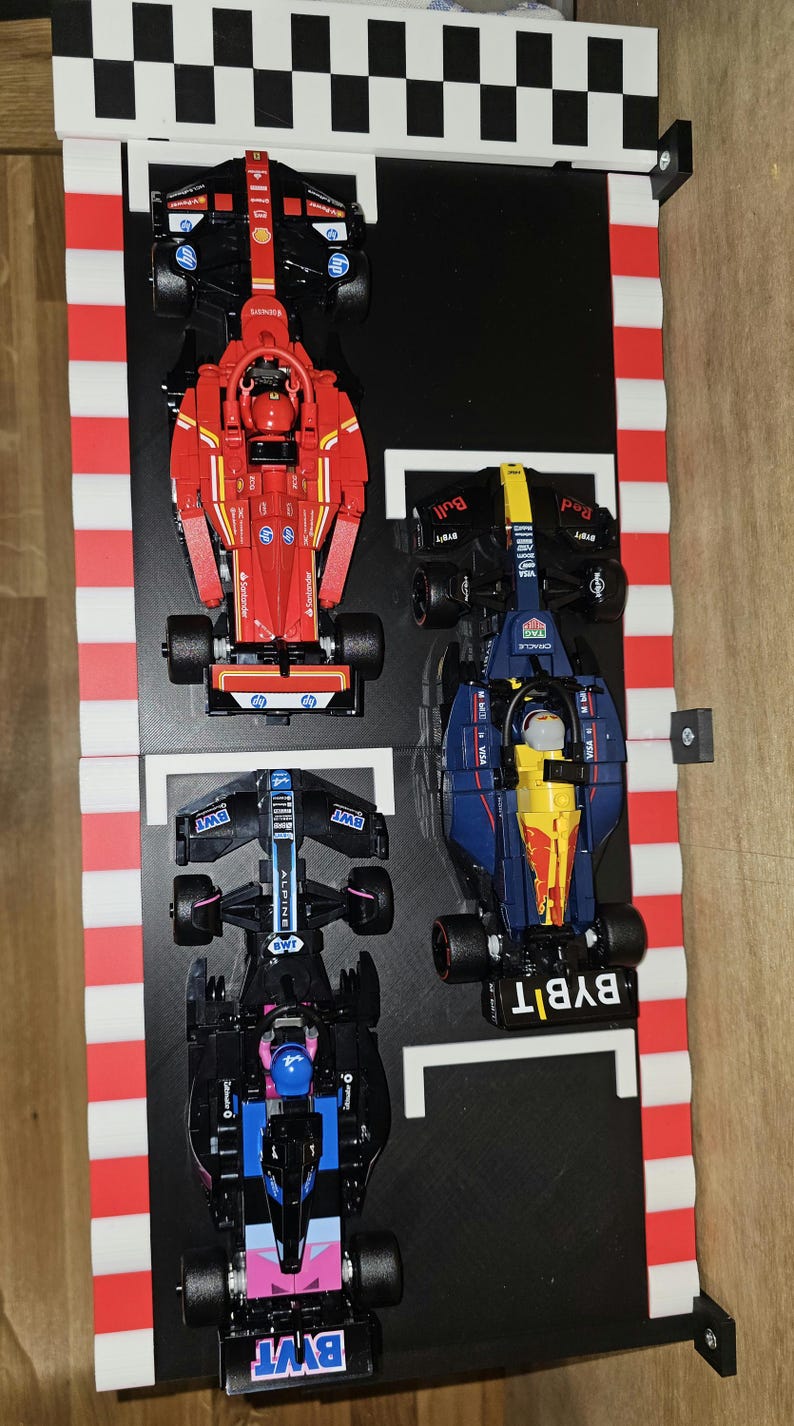 LEGO F1 Starting Grid | Collector's Display Shelf - Etsy