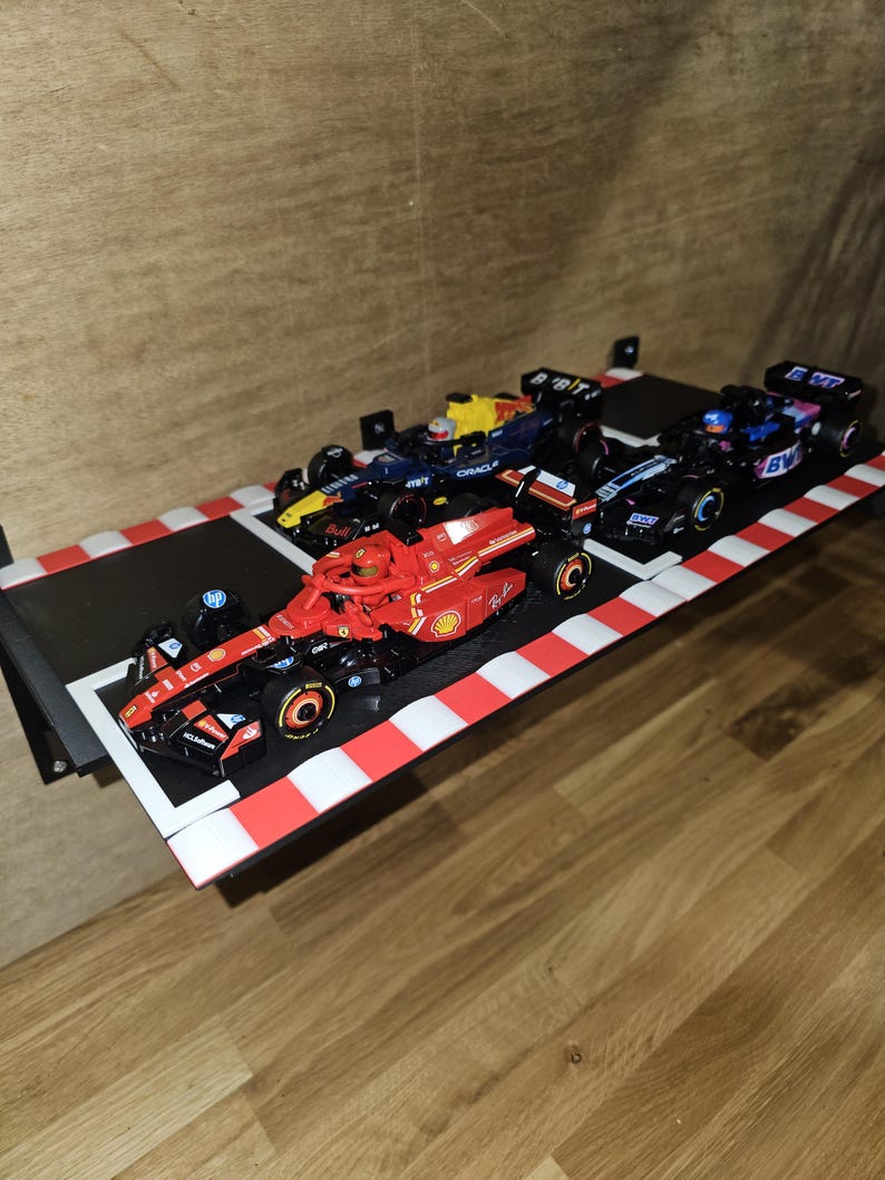 LEGO F1 Starting Grid | Collector's Display Shelf - Etsy
